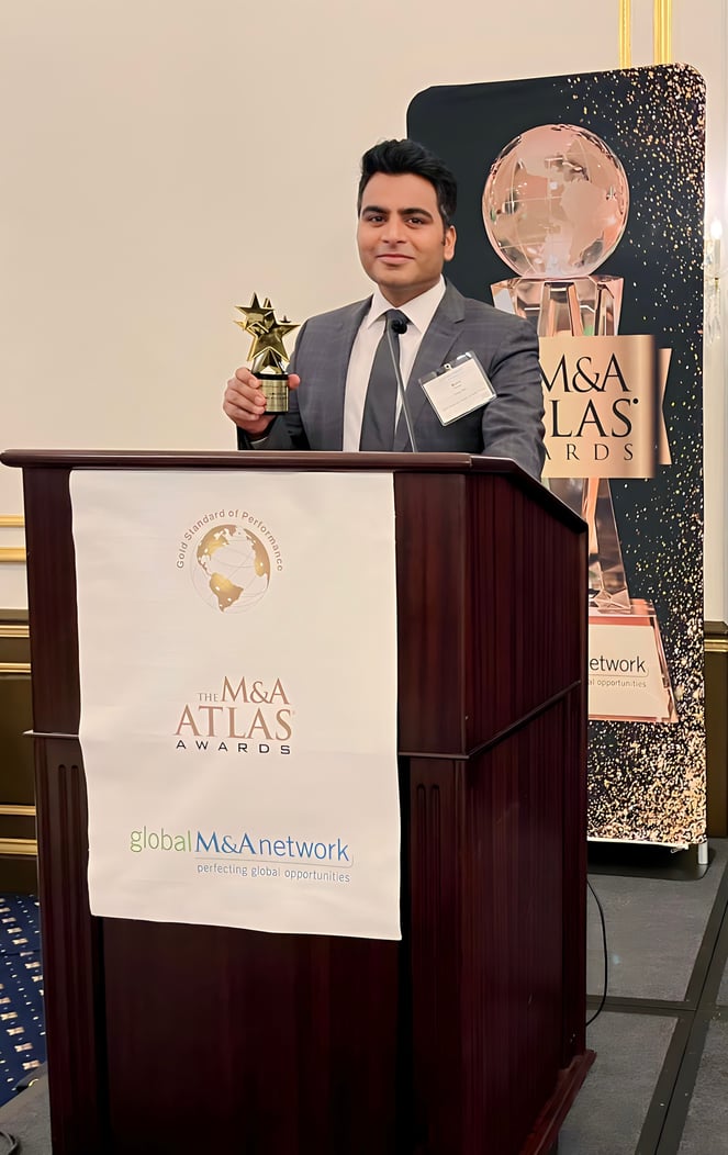 Drake Star Principal Mohit Pareek honored with Americas Rising Star Award
